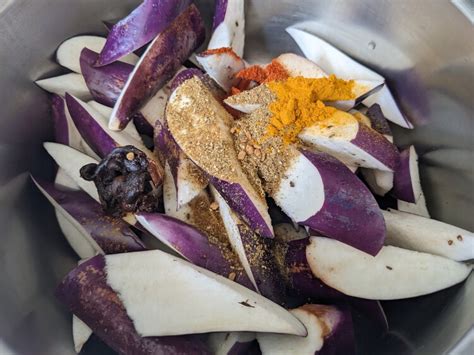 Wambatu Vǣṁjanaya Curry Srilankais Daubergines Au Lait De Coco Recette Authentique Peko Peko