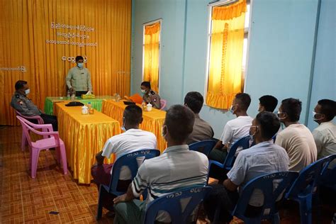 ကော့သောင်းအကျဉ်းထောင်မှ အကျဉ်းသား ၂၀ ဦးအား လွတ်ငြိမ်းသက်သာခွင့်ပေး Information And Public