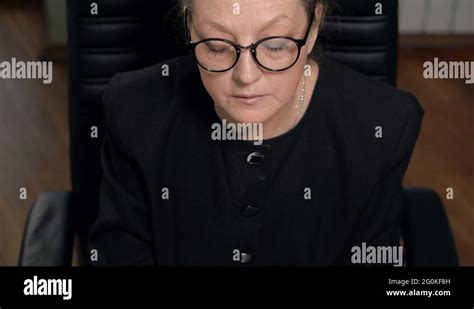 Mature Glasses Stock Videos And Footage Hd And 4k Video Clips Alamy