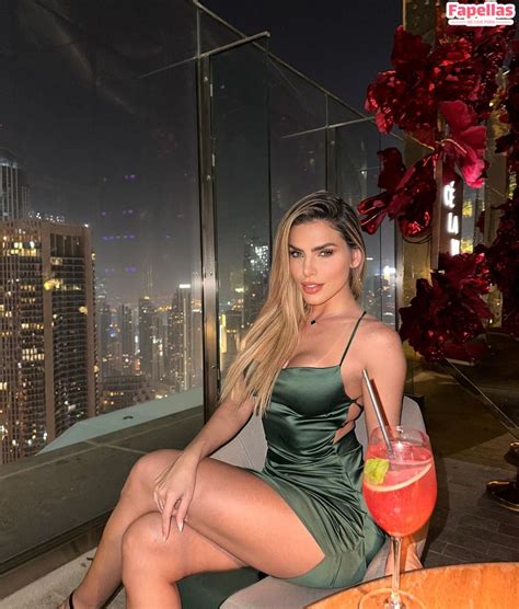 Erika Schneider Aka Erikaschneider Nude Leaks Fapellas