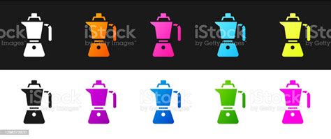 흑백 배경에 고립 된 커피 메이커 모카 냄비 아이콘을 설정합니다 벡터 간헐천에 대한 스톡 벡터 아트 및 기타 이미지 간헐천 개념 검은색 Istock