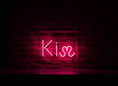 Kiss Neon Sign For Sale Neonstation
