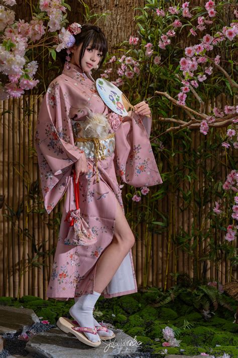 咬一口兔娘 No 179 温泉の女将 [77p1v 1 5gb] 套图岛