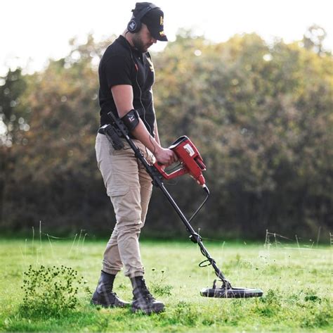 Mega Detection Paramount German Treasure Hunting Tech Detector Power Metal Detectors