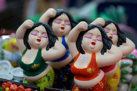 Busty 1080p 2k 4k 5k Hd Wallpapers Free Download Wallpaper Flare