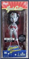 Lynda Carter Wonder Woman Noir Edition Dc Vinyl Cryptozoic
