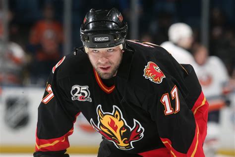 Chris Simon Ex Nhl Player And Stanley Cup Champion With Avalanche Dies At 52 The Athletic