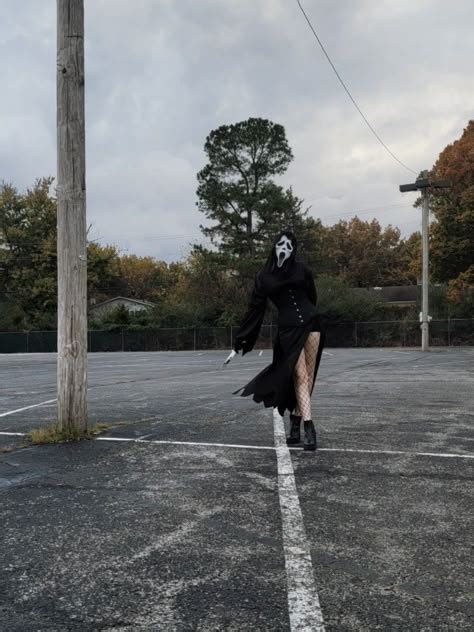 Fem Ghostface Costume