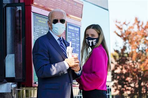 Who Is Hunter Bidens Daughter Finnegan Biden The Us Sun
