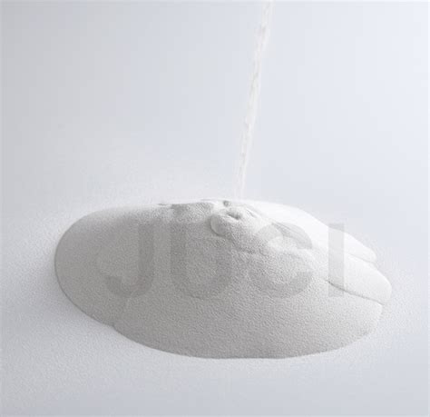 厦门钜瓷科技有限公司是一家致力于高品级氮化铝粉体及陶瓷制品研发、生产和销售的创新型高科技企业。