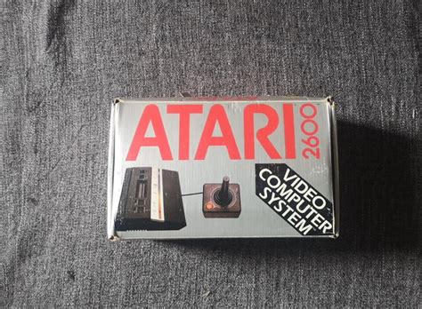 Atari 2600 Jr [cib] 3 Controller Console Video Game Console 4