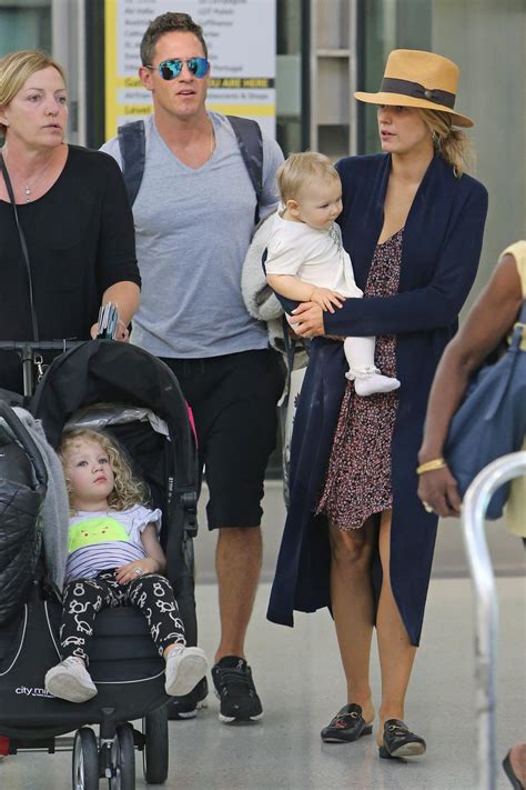 Blake Lively Newark Airport September 5 2017 Star Style