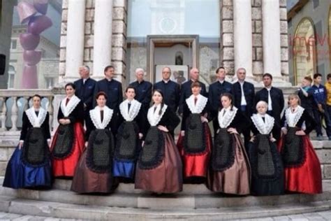 Arbëreshët E Kroacisë Historia E Shqiptarëve Të Zarës Dardania Press