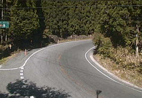 群馬県道62号沼田大間々線花見ヶ原森林公園キャンプ場入口ライブカメラ 群馬県桐生市黒保根町 ライブカメラDB