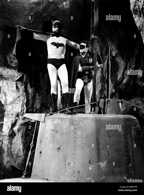 Batman And Robin 1949 Robert Lowery Spencer Gordon Bennet Dir 001