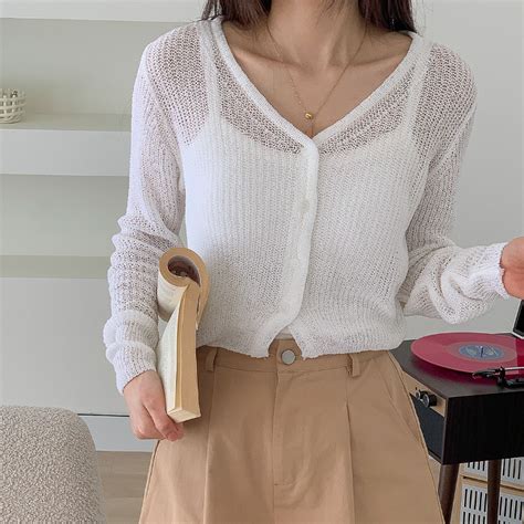 바띠소띠 부클 브이넥 여름크롭가디건 여성 시스루가디건 핑크