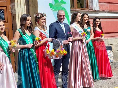 С молебен за здраве започнаха тържествата Кюстендилска пролет 2024 Утро