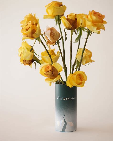 굿마더스 지구가 시들고 있다 🥀 얼마 전 팟캐스트에서 어느 환경전문가가 말하길 현재 지구의