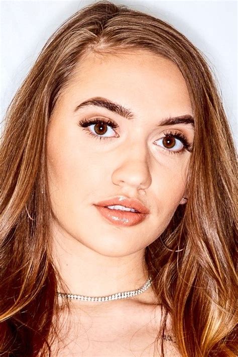 Sera Ryder Profile Images The Movie Database Tmdb