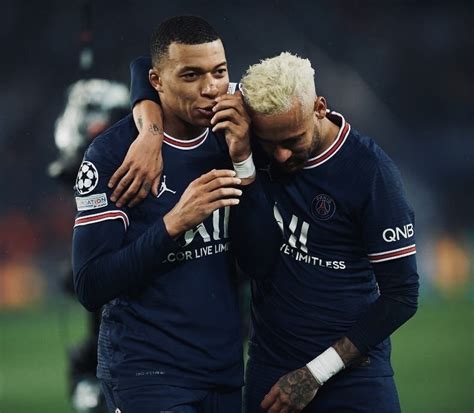 Hearts Of Truth Kylian Mbappe And Neymar Jr Celebrate At The End