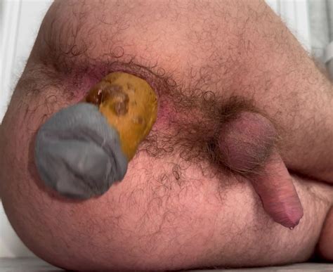 Mega Birth Struggling To Push It Out