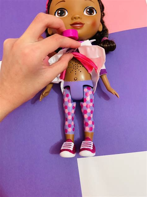 Doc Mcstuffins Talking Toy Hospital Doc Doll Battery Operated Ebay