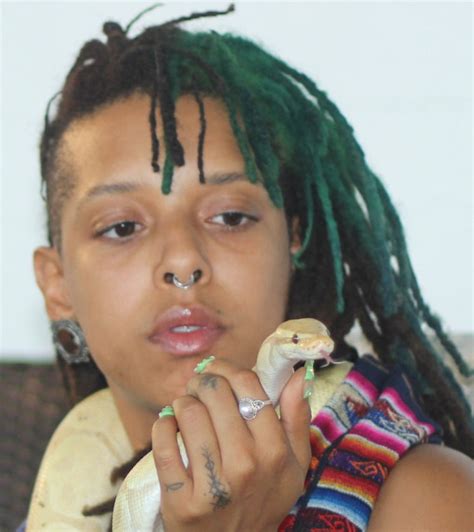 model python and her model handler ready to strike a pose at west palm beach art class