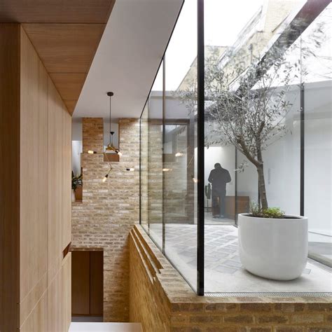Hayhurst Uses Glazed Atrium To Illuminate Interior Of Compact London Home