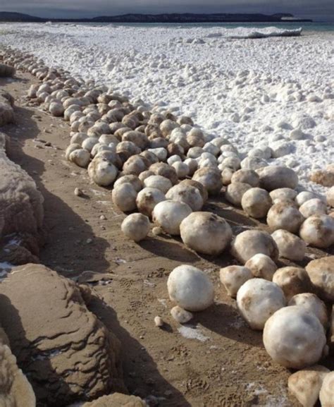 Massive Ice Boulders Found In A Huge Number On Lake Michigan Shore