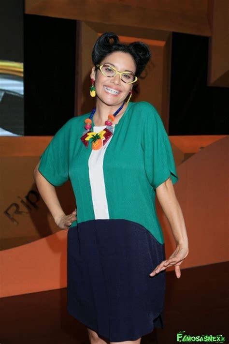 Sugey Abrego Presentación De Hasta El Fin Mundo Te Amaré X11 Mq Famosasmex