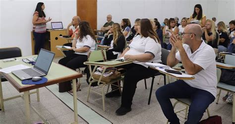 Docentes Y Directivos De Escuelas Se Capacitan Para La Implementación