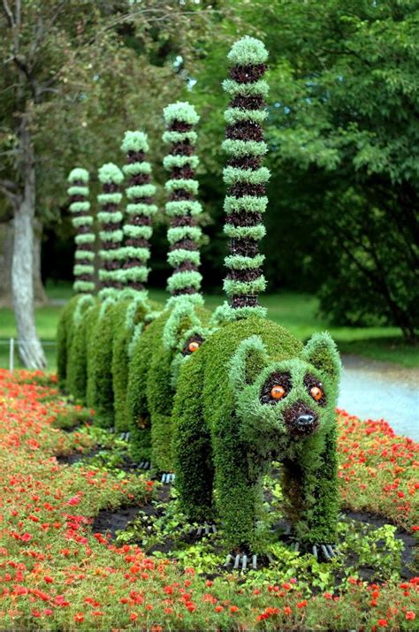 20 Wonderful Grass Sculptures That Will Make Your Day For Sure Top