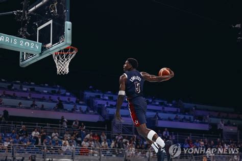 올림픽 미국 남자농구 3연승으로 8강 진출브라질과 격돌 파이낸셜뉴스