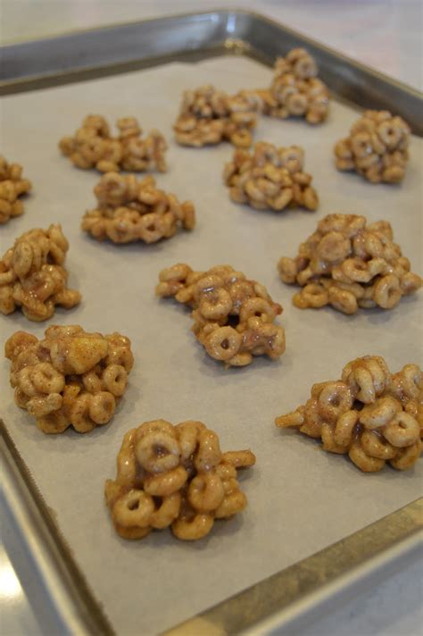 Healthy Snack Almond Butter Cheerio Bites A Blondes Moment