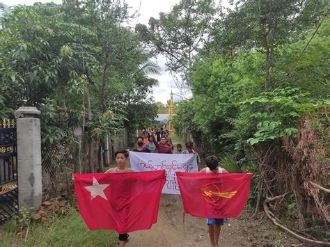 ကယ်တင်ရှင်မရှာ ဒို့ကျေးရွာ သပိတ် စစ်ကြောင်းက စစ်အာဏာရှင် ဆန့်ကျင်ရေး ချီတက် ဆန္ဒပြ Khit Thit Media