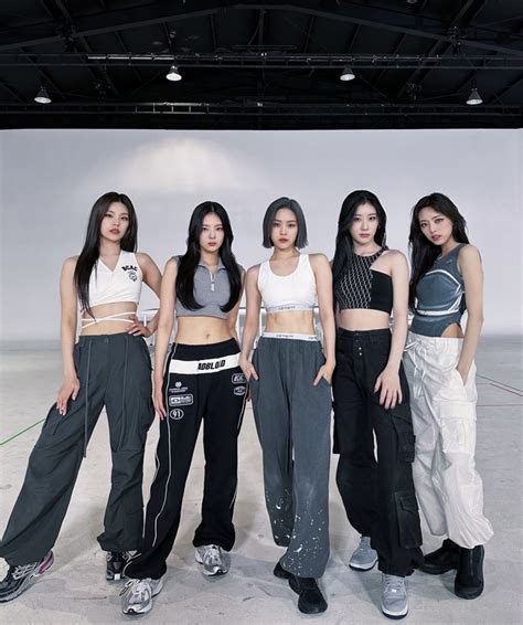 Itzy On Twitter Kpop Dance Outfits Kpop Dance Practice Outfits