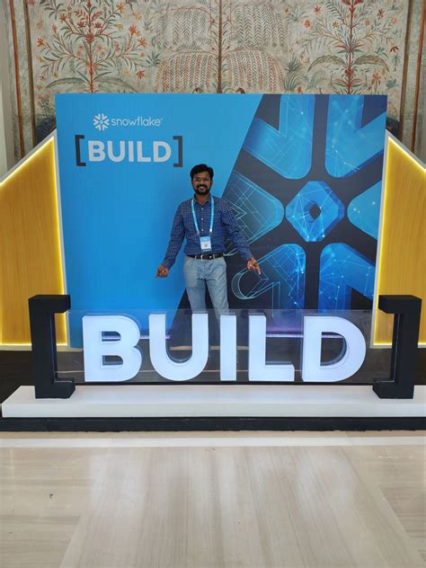 Snowflakebuild Technology Ai Yesiammayank Mayank Aggarwal