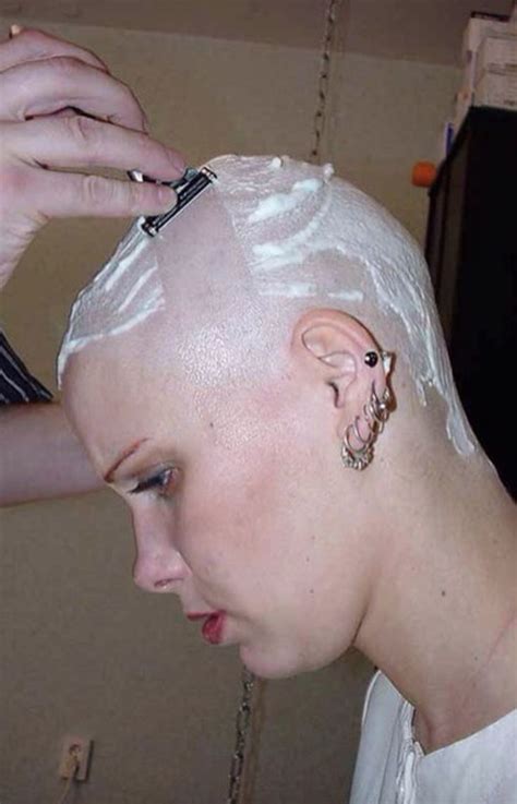 Pin By Ashley Boasso On Women Smooth Shaving Bald Women Bald Girl