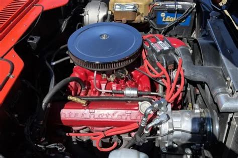 392 International Engine International Harvester 392 V8 Engine Nob