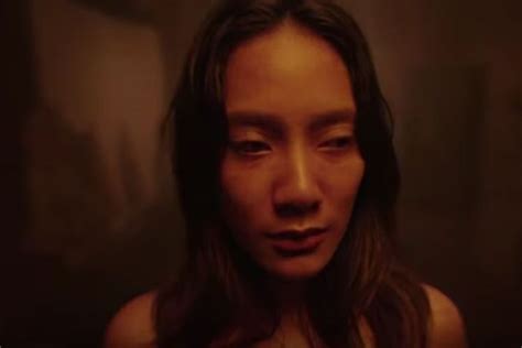 Foto Kominfo Diminta Tarik Pernyataan Foto Tara Basro Mengandung