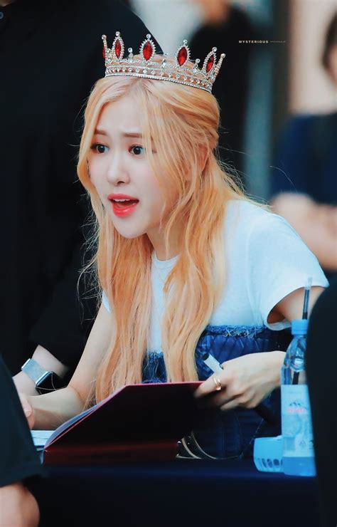 Rosé Pics On Twitter Blackpink Rose Rose Blackpink