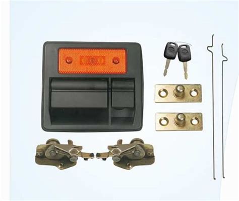 Volvo Dicky Lock Set With Indicator At Rs 650 In Aligarh Id 6916358