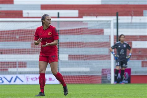 Destinney Durón Jugadora Del Toluca Destaca El Crecimiento De La Liga Mx Femenil