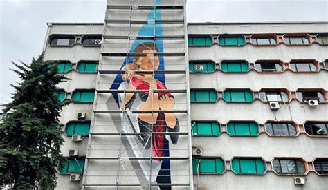 [Фото] Изработен мурал на Клиничката болница во Тетово