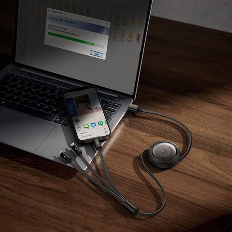 Cáp Sạc Đa Năng Baseus Free Draw Retractable Crystal USB to M L C A