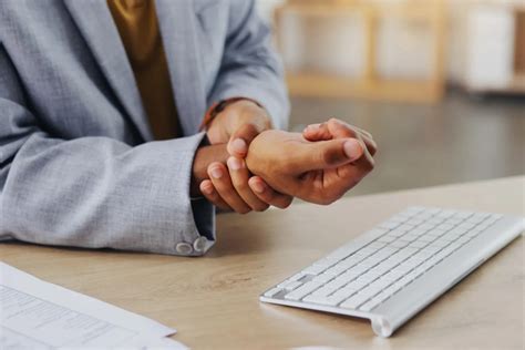 Common Typing Injuries And Keys For Prevention Incrediwear