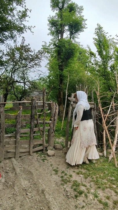 تالشنگینگیلان‎ ‎لباس زنان تالشی با قدمت ۴ هزار ساله زنان تالش از