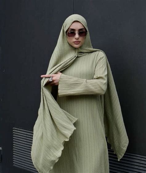 Embrace The Casual Hijab Trend Top 5 Best Outfit In 2024 Hijab Trends