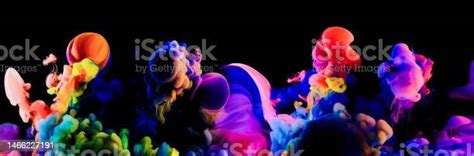 색상 디자인 배경 그라데이션 다채로운 추상 배경 모바일 화면 개념 모바일 화면 전화 데스크톱 및 벽지를위한 고급 초록 0명에