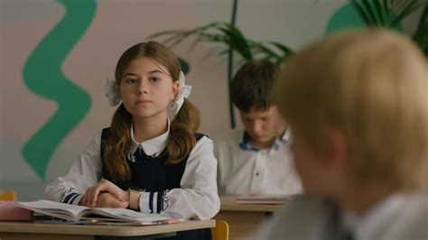 Не одна дома Трейлер 2023 Youtube